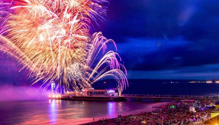 Firework Fridays at Bournemouth - morebus